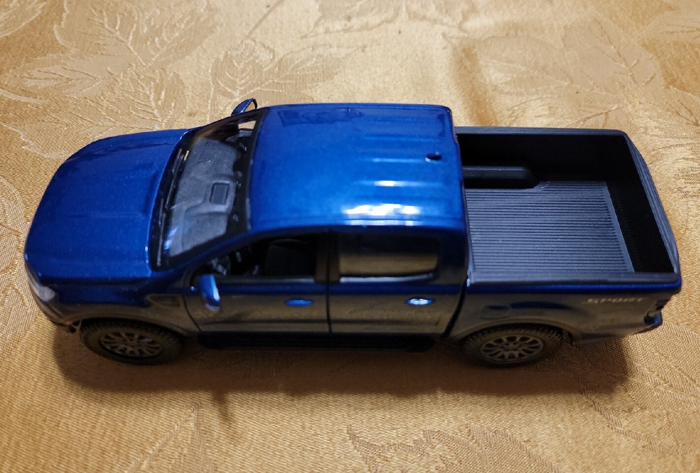 Maisto+Custom+Lifted+1%2F27+2019+Blue+Ford+Ranger+Scale+Diecast+Model ...
