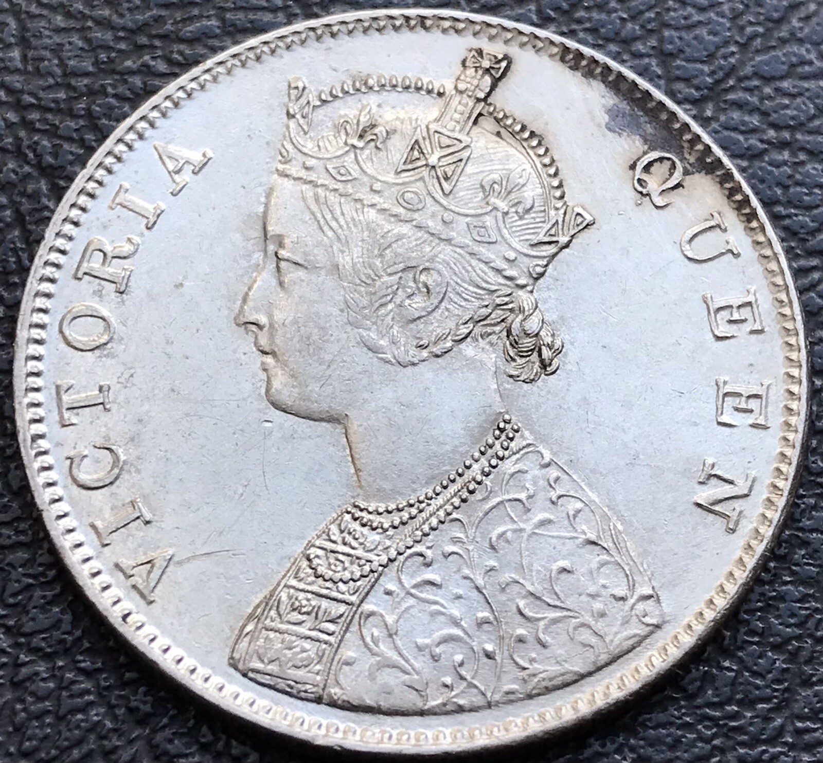 British Colonial India 1862 Queen Victoria ~ Silver Rupee Coin ~ Higher ...