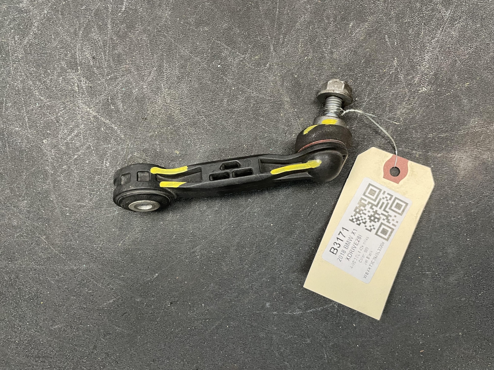 Rear Stabilizer Bar Left Link 2018 BMW X1 33506862865 2016 2017 2019 ...