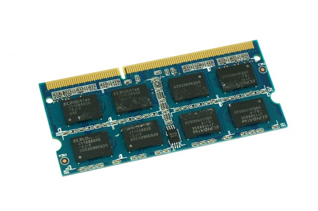 RMT1970ED48E8W-1066-LF GENUINE RAMAXEL LAPTOP MEMORY 2GB DDR3 PC3-8500 ...