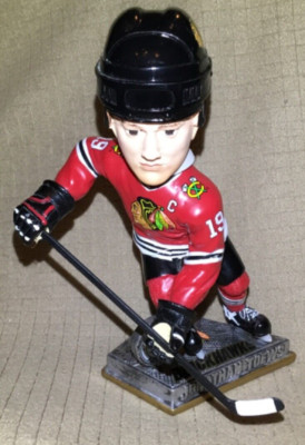 JONATHAN TOEWS CHICAGO BLACKHAWKS NUMBERED (Limited to 2015) BOBBLEHEAD ...