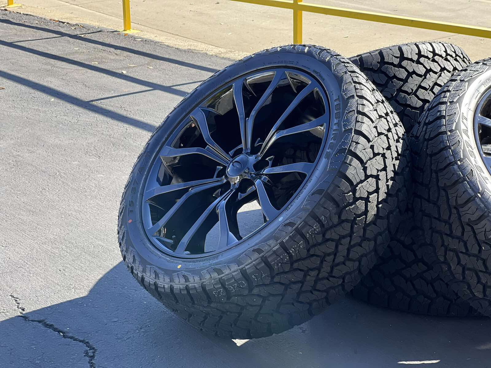22" Wheels Rims 285/45R22 Tires Ford F-150 Expedition F150 2004-2023 ...