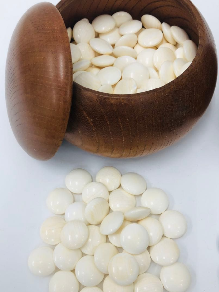 Go Stones Set Size 32 Clamshell White (174pcs) & Nachi Black (175pcs) w ...