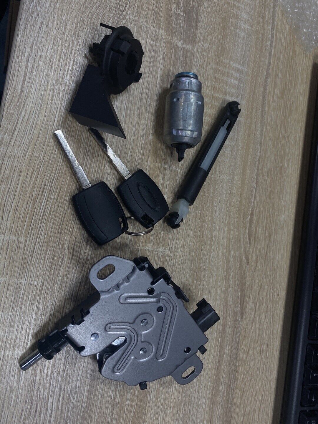 BONNET RELEASE LOCK LATCH 1343577 FOR FORD FOCUS MK2 REPAIR SET KIT ...