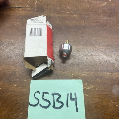 SW-1577-A OEM BACKUP LIGHT SWITCH f3hz-15520-a FORD F700 Motorcraft NOS ...