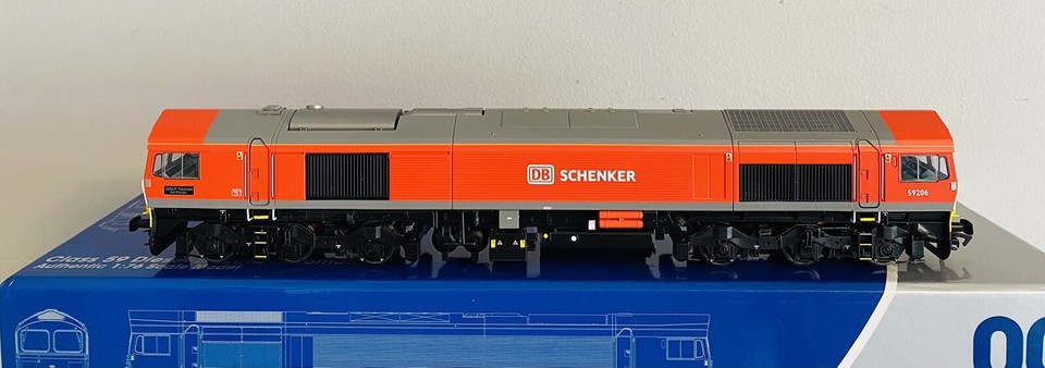Dapol 4D-005-002DSM Class 59 59206 John F Yeoman DB Schenker DCC Smoke ...