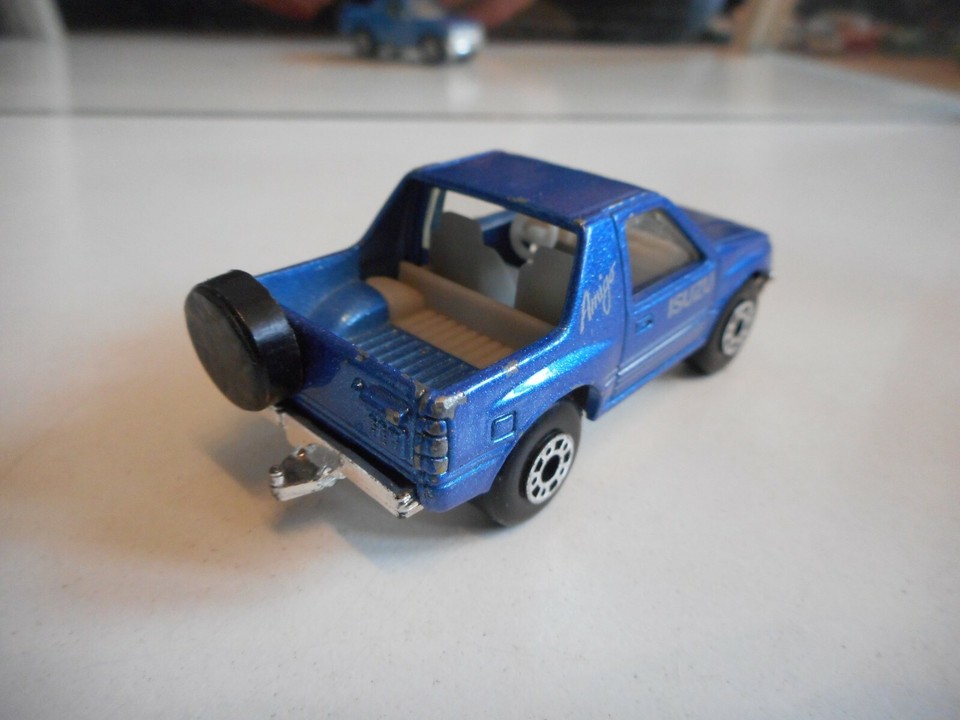 Matchbox Isuzu Amigo in Blue | eBay