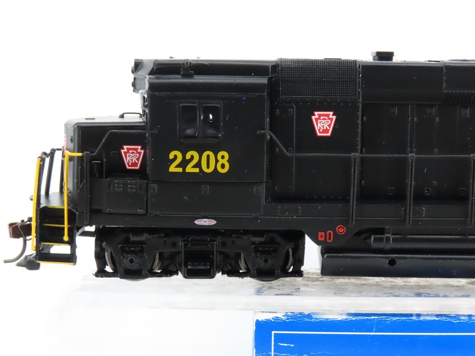 HO Scale Bachmann 60808 PRR Pennsylvania EMD GP30 Diesel #2208 w/ DCC ...