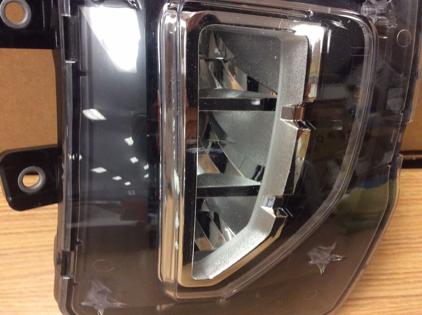 2016-2018 CHEVY SILVERADO OEM RIGHT LED FOG LIGHT ASSEMBLY 84000614 | eBay