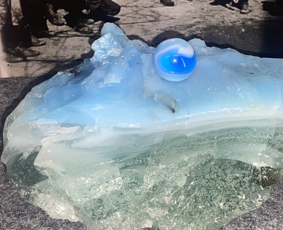 😎Vintage Akro Auger Corkscrew NM+.62 W/ Dug Matching Cullet 1.1 Pounds ...