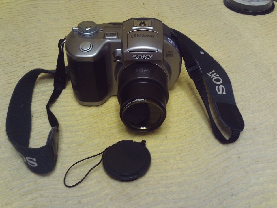 Sony CD Mavica 4.0MP Digital Camera - MVC-CD400 - w/Case | eBay