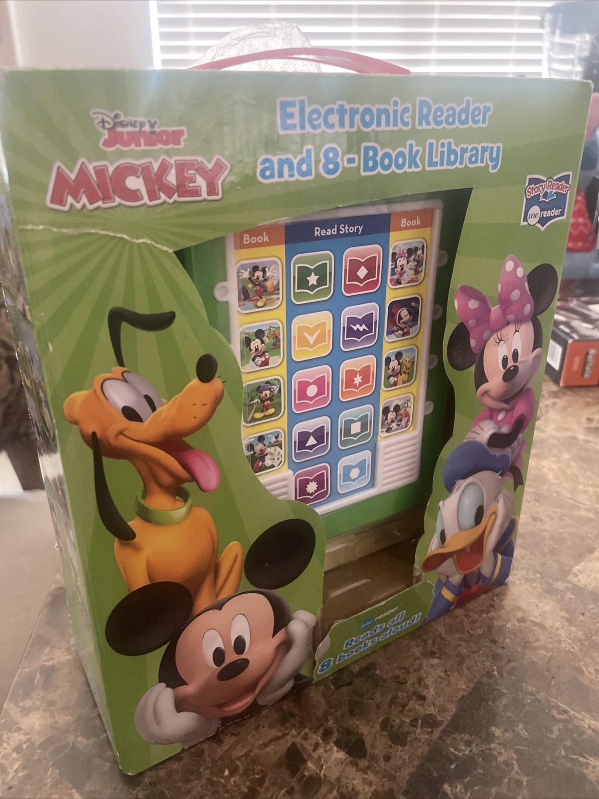 Disney Junior Mickey Mouse Clubhouse: Me Reader Electronic Reader and 8 ...