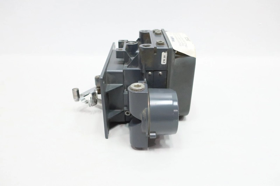 Fisher DVC6020 Electro-pneumatic Valve Positioner 30v-dc | eBay