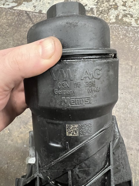 SEAT ATECA 2016 1.6 TDI DDYA OIL FILTER HOUSING OIL FILTER 03N115389K ...