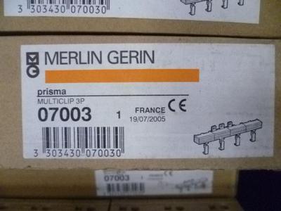 MERLIN GERIN PRISMA MULTICLIP 3 Phase BUSBAR 180A DISTRIBUTION Board ...