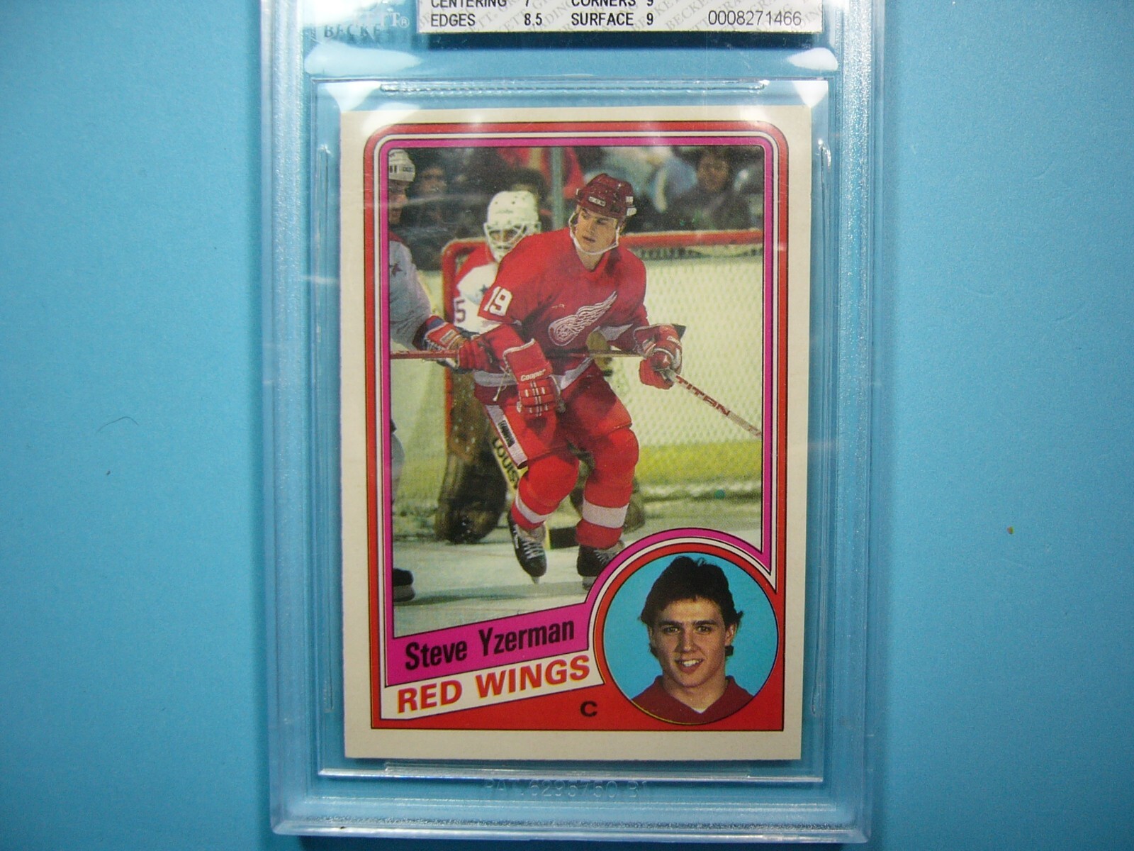 1984/85 O-PEE-CHEE HOCKEY CARD #67 STEVE YZERMAN ROOKIE RC BECKETT BVG ...