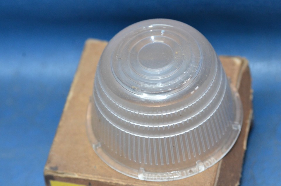 Vtg Yankee Turn Signal Backup Light Flat Top Beehive Lens Clear 2-1/2 ...