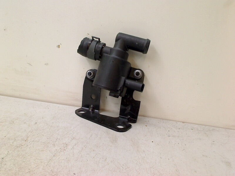 RADIATEUR SOUPAPE ELECTRIQUE A3 Audi A3 Sportback (8VA/8VF) 2017 ...