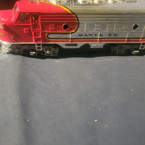 HO Scale Santa Fe F7 Diesel locomotive no 307 vintage | eBay
