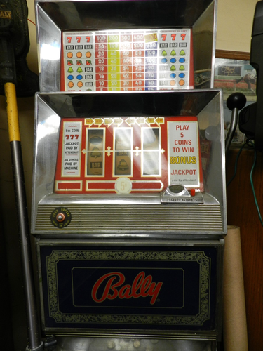 BALLY Slot Machine, Needs Repair, $100.00... free pickup | eBay