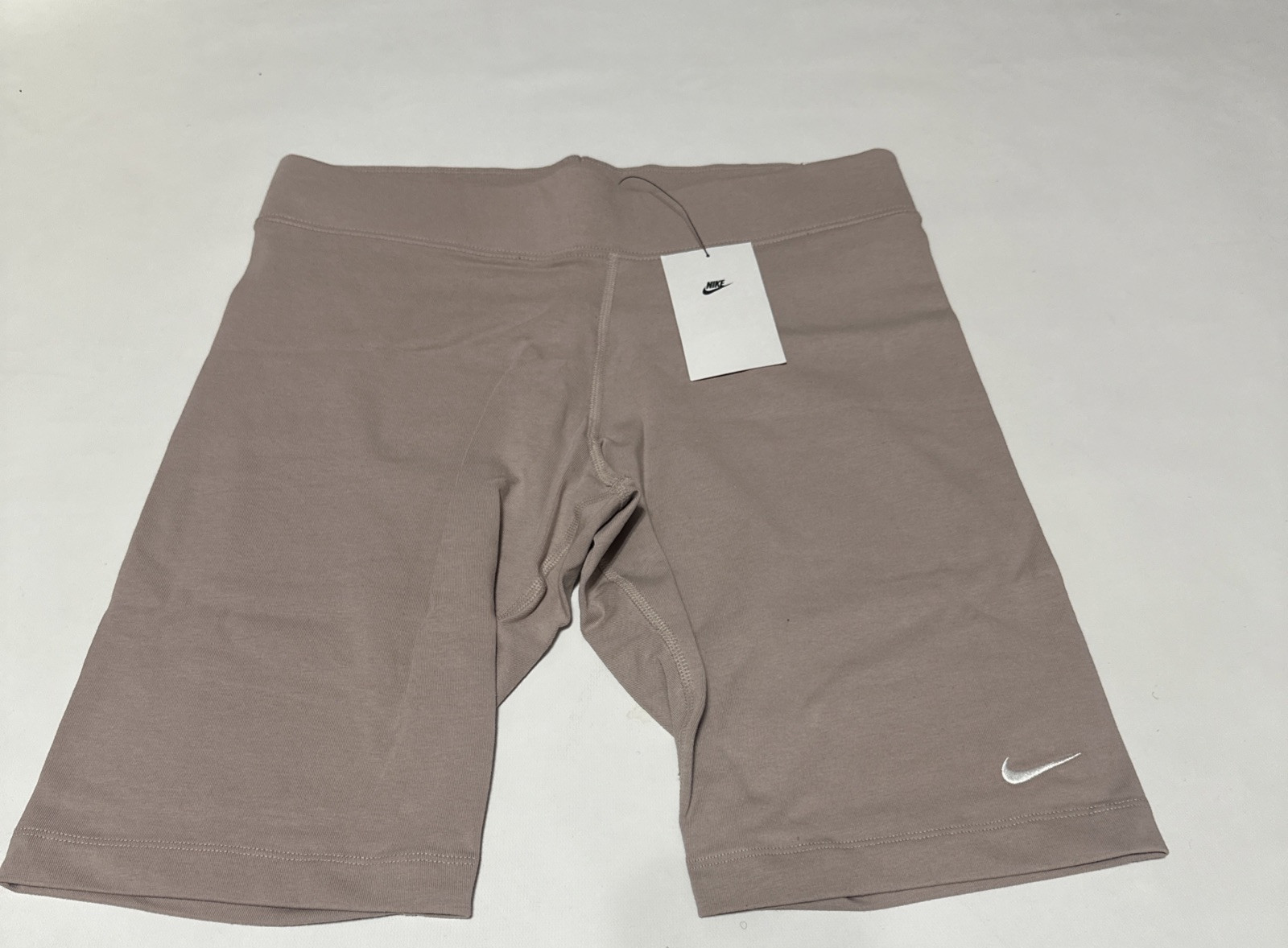 Nike Sportswear Women's 10" Diffused Taupe Essential Biker Shorts ...
