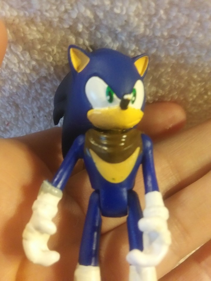 Tomy Sega Sonic The Hedgehog 3" Figure (Moveable Head, Arms, & Legs) | eBay