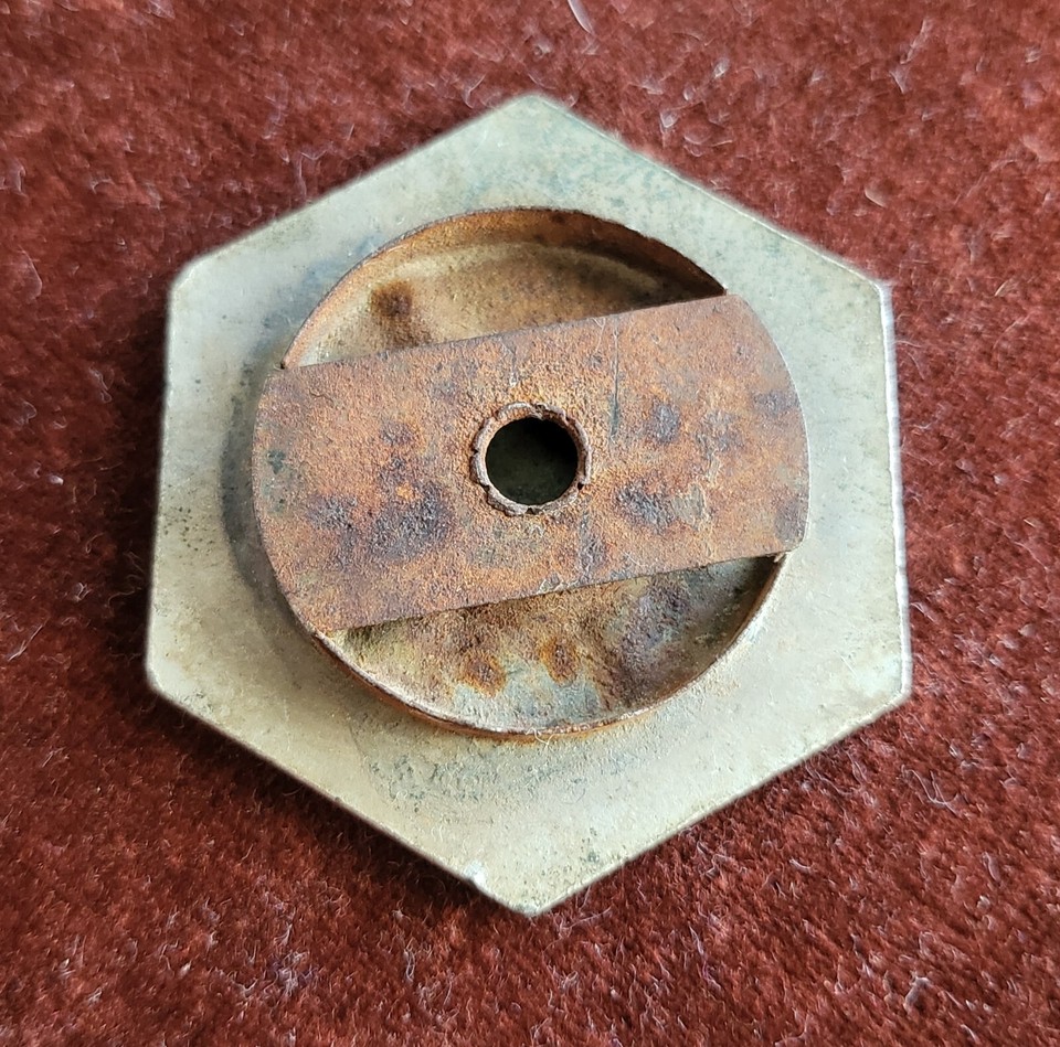 VINTAGE ENAMEL AUTOMOBILE CAR RADIATOR EMBLEM / BADGE # ESSEX SIX ...