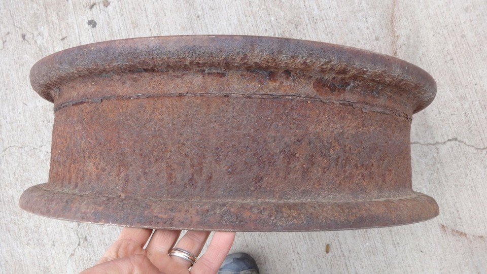 1930's 1940's International Truck 20" SPLIT RIM w/ LOCK RING Original ...