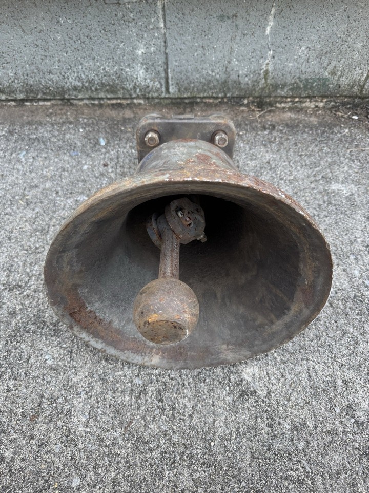 Union Pacific SD9043MAC EMD Steel Locomotive Train Bell | eBay