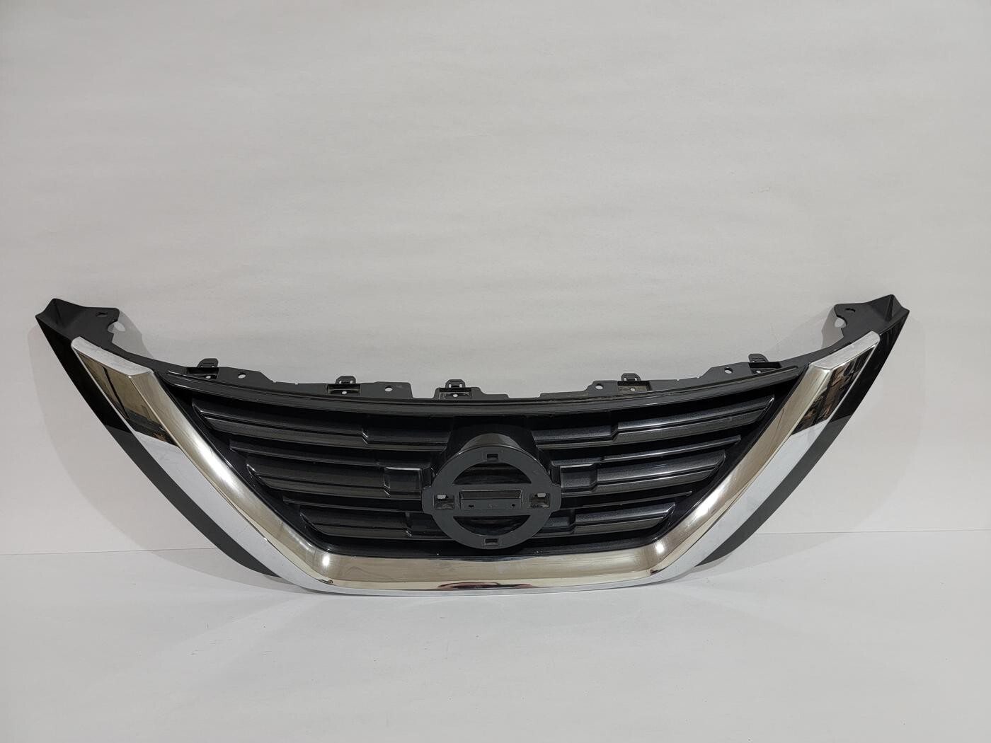 16 17 18 2016 2017 2018 Nissan Altima Grille Grill OEM | eBay
