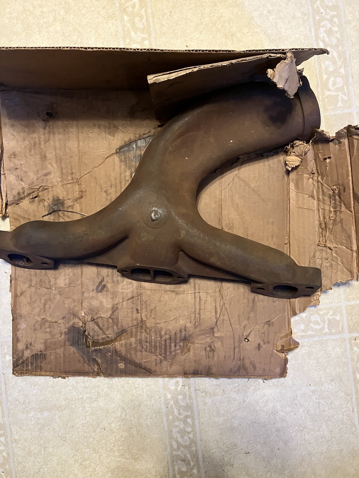 1963-1964 Pontiac P/8 421 HO Tripower new old stock Exhaust Manifolds