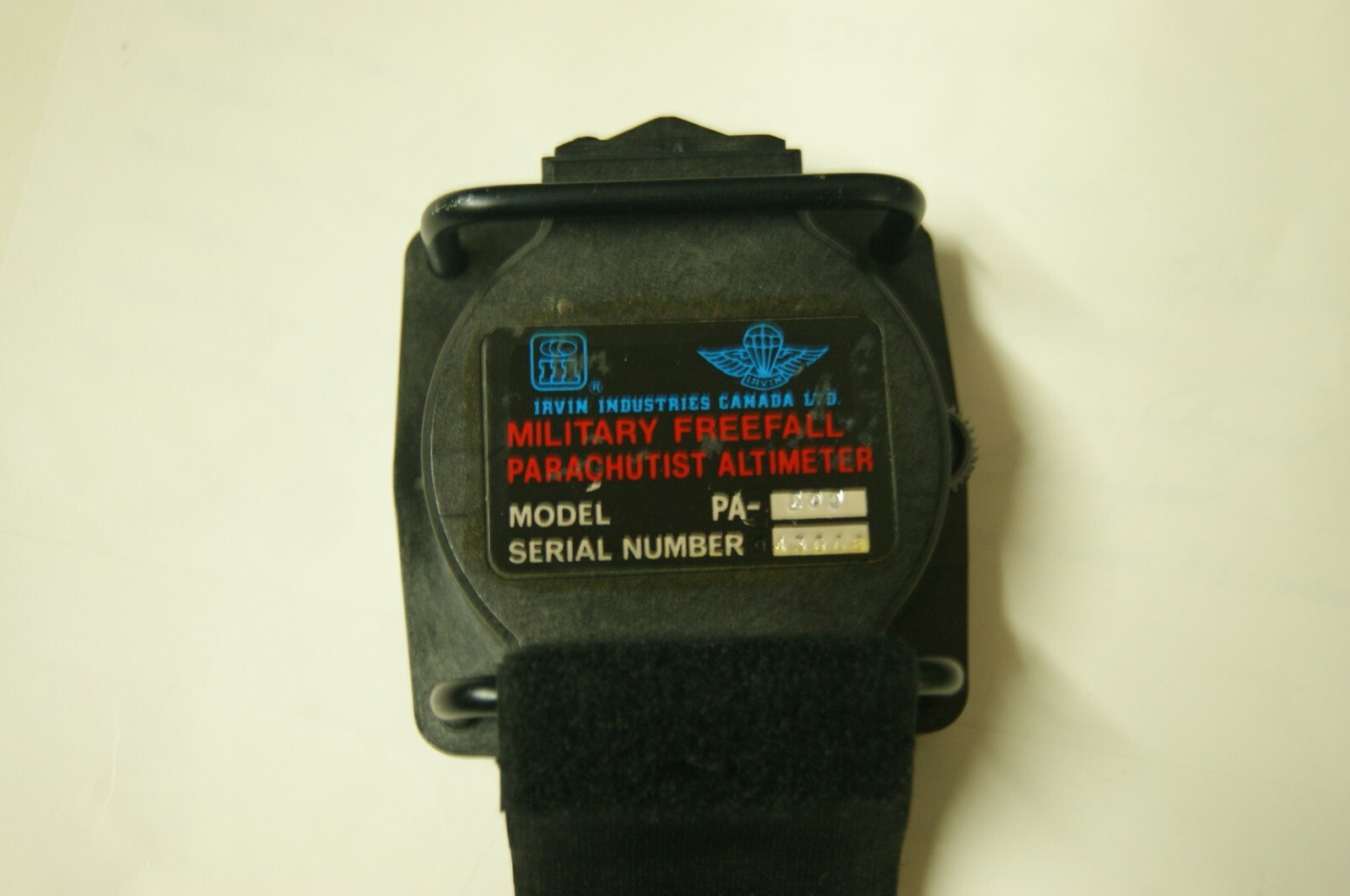IRVIN CANADA INDUSTRIES PE-200 MILITARY FREE FALL PARACHUTIST ALTIMETER ...