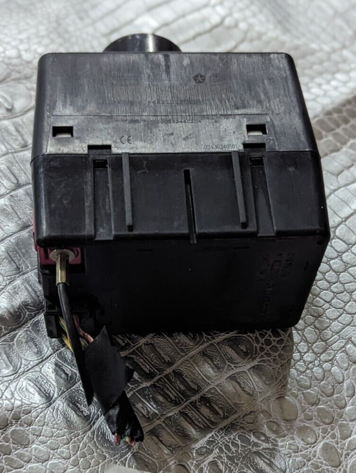 P68210151AA Chrysler /Jeep /Dodge WIRELESS IGNITION NODE RECEIVER FCC ...