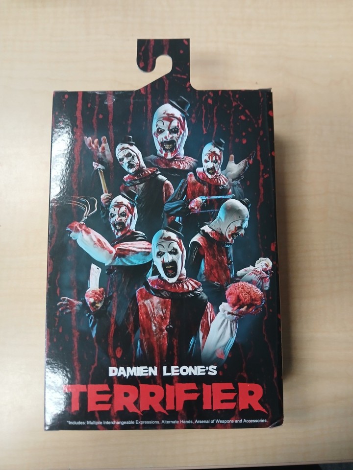 Neca Terrifier Art The Clown Blood Soaked Version Ultimate Action ...