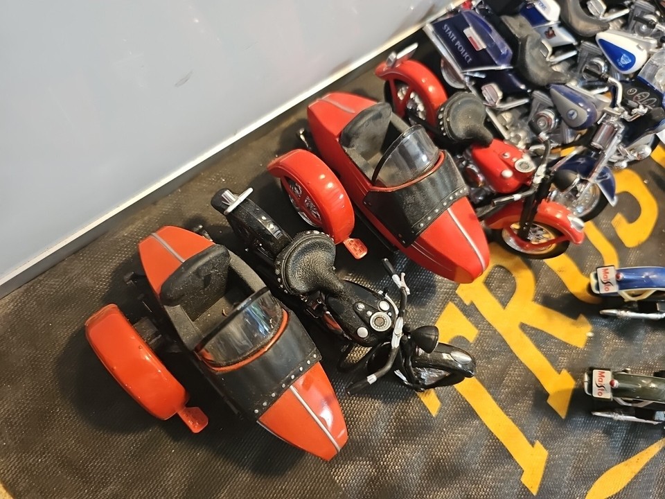 MAISTO HARLEY INDIAN TOYS MODEL MOTORCYCLES LOT OF 17 POLICE SIDECAR ...
