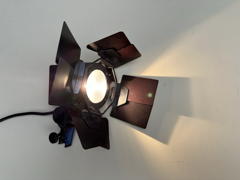 Lowel ViP System PRO Light With power cord and working 250w lamp | eBay