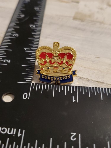 2000 Coronation crown King Charles pin ph | eBay