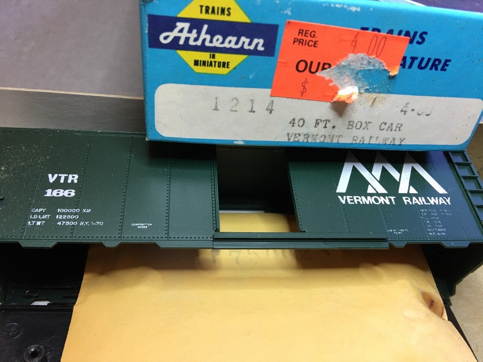Athearn Vermont Railway 40' Box Car VTR 166 Kit HO Scale Trains | eBay