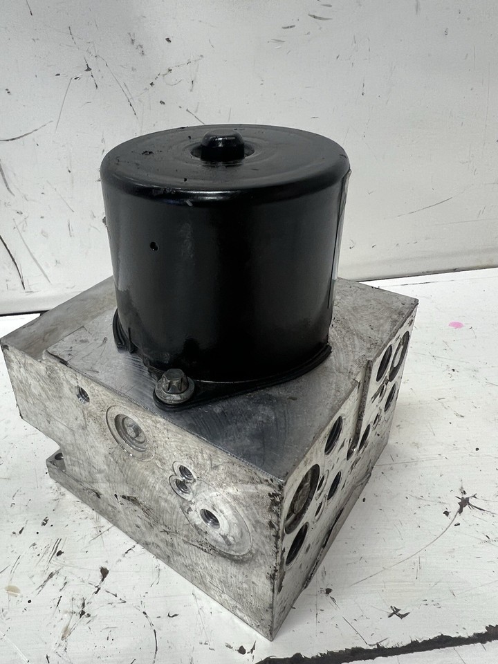 2017 2018 Ram 2500 3500 ABS Brake Control Module | 68351453AA 15241205 ...