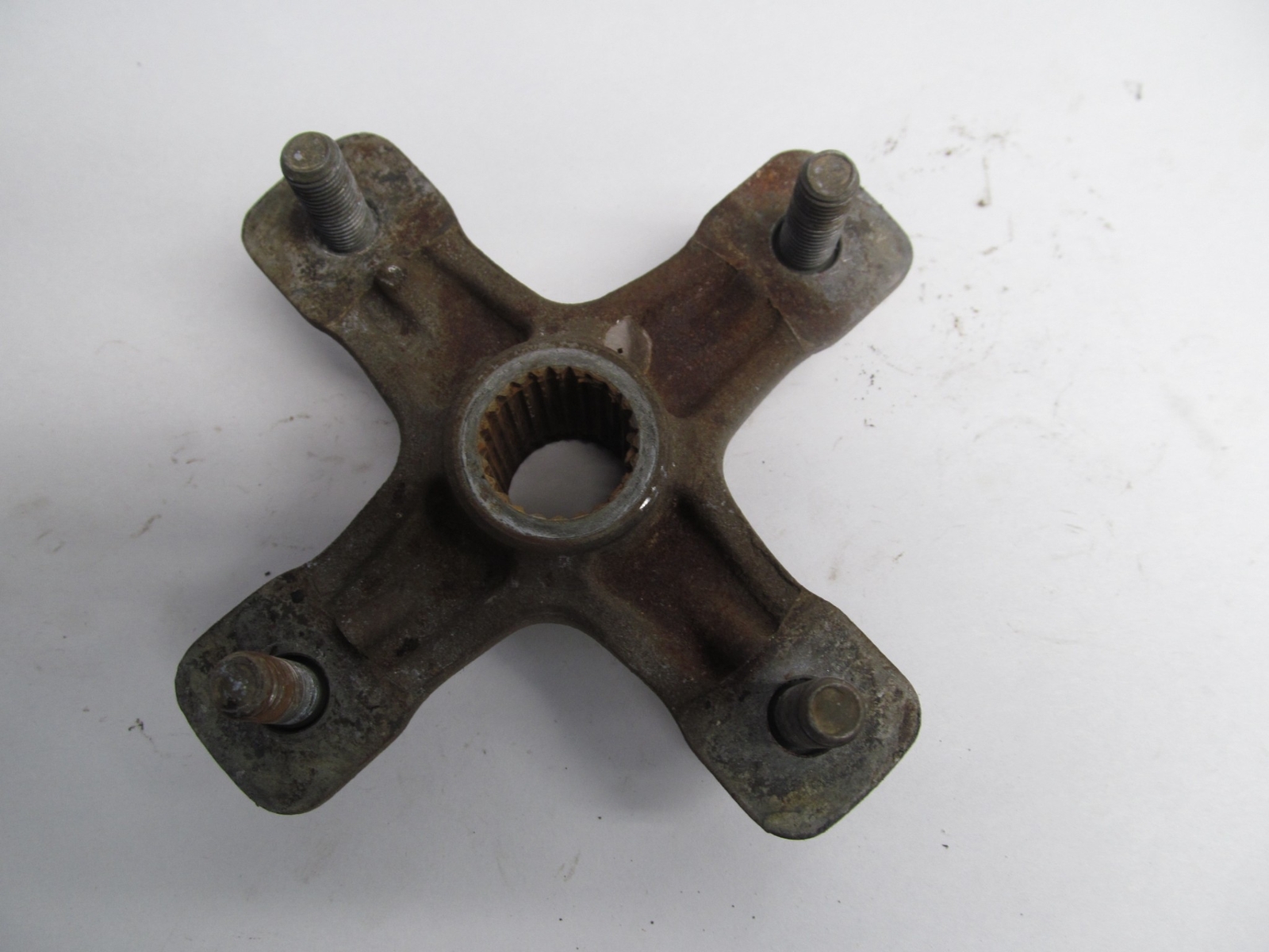 2005 YAMAHA YFM350 YFM 350 RSE RAPTOR REAR WHEEL HUB LEFT SIDE | eBay