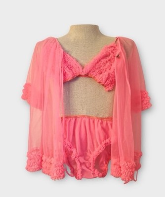Vintage 60’s Hot Pink Ruffled Babydoll Peignoir Set Bra Bottoms Short ...
