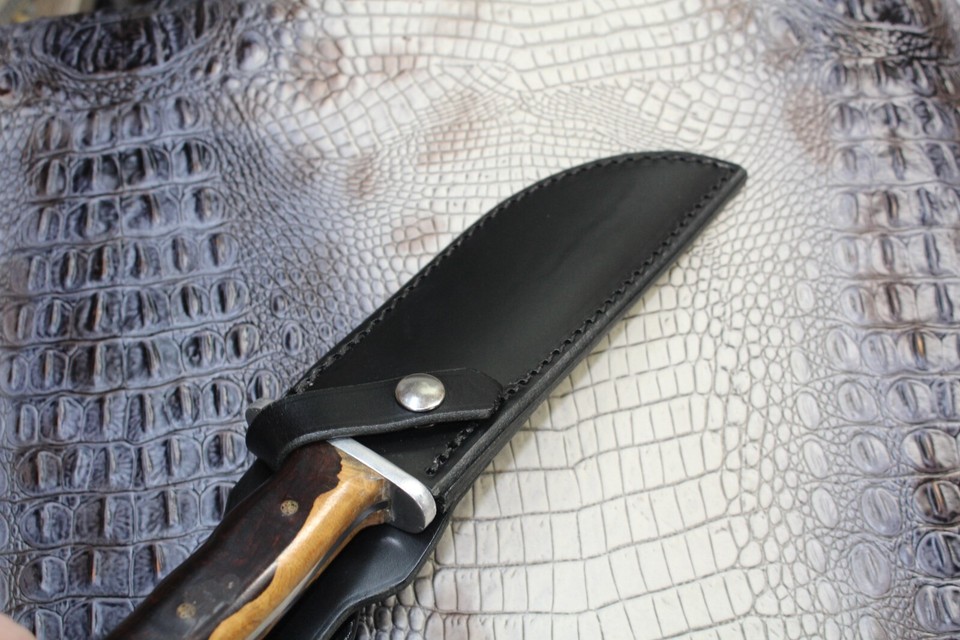 Custom leather knife sheath That fits a. BUCK 124 knife. Left hand ...