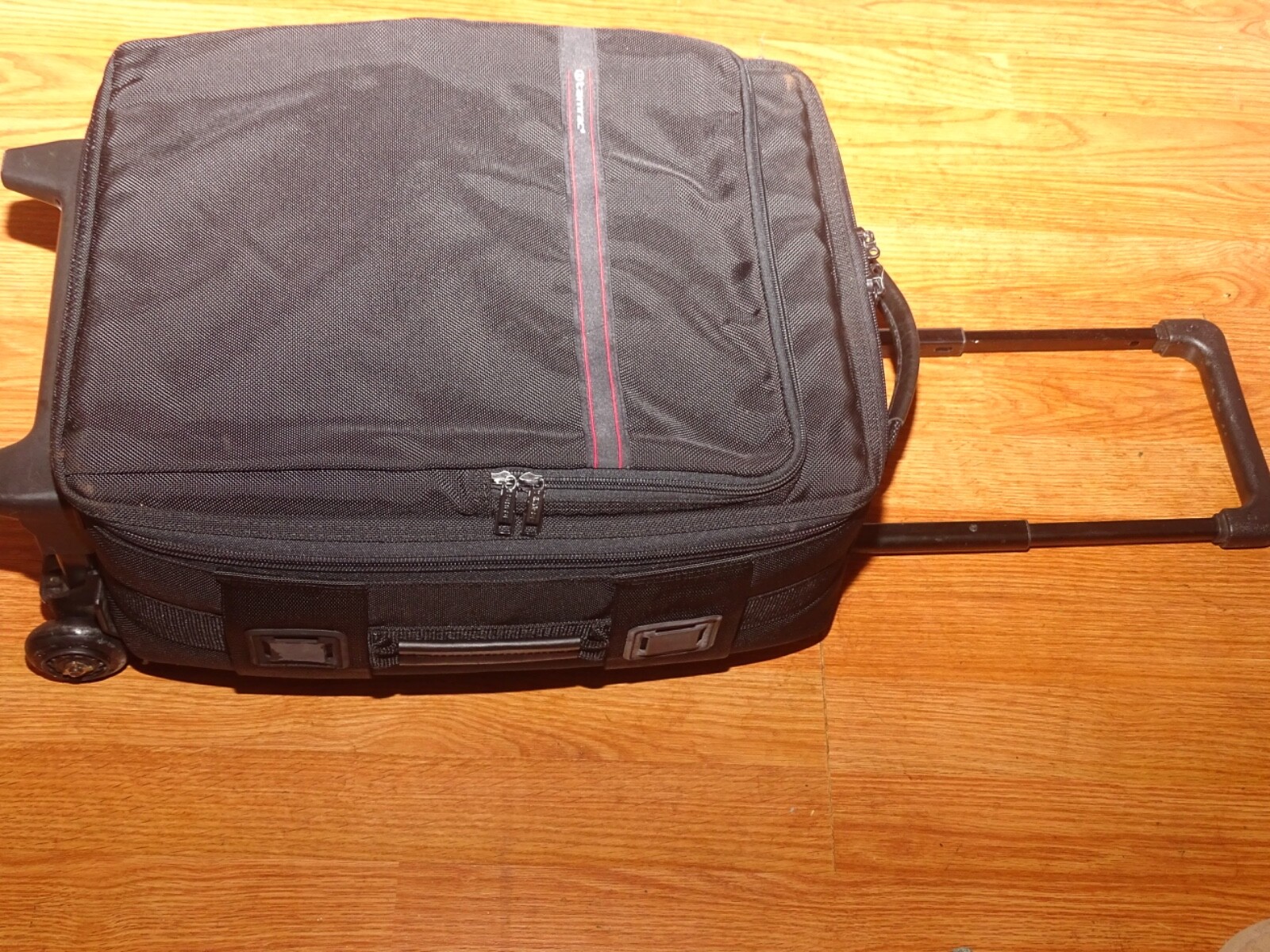 TAMRAC ROLLING CAMERA CASE | eBay