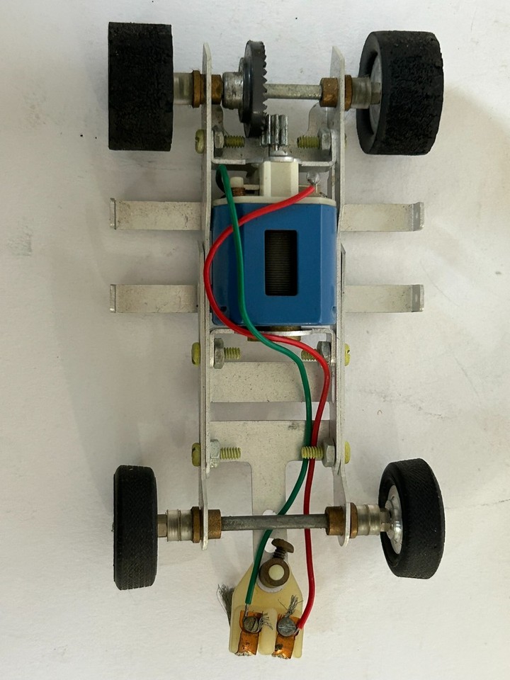 Garvic Complete Running Inline Chassis for 1/24 scale slot cars NIB | eBay