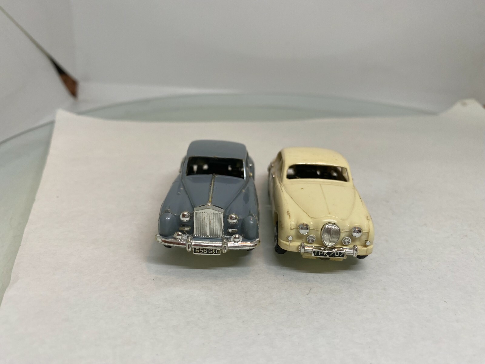 Triang Minic Motorways M1504 Saloon Car Set - Moldex Australia Edition ...