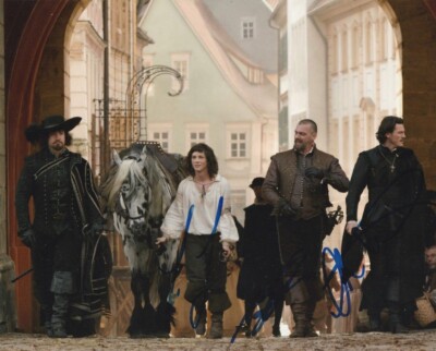 ORLANDO BLOOM, LUKE EVANS & LOGAN LERMAN AUTOGRAPH SIGNED10" X 8" PHOTO ...