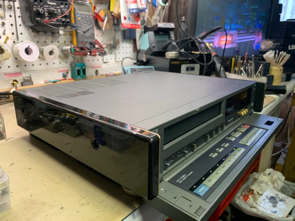 Panasonic AG-W1P World Multi System VCR NTSC PAL SECAM MESECAM***90 ...