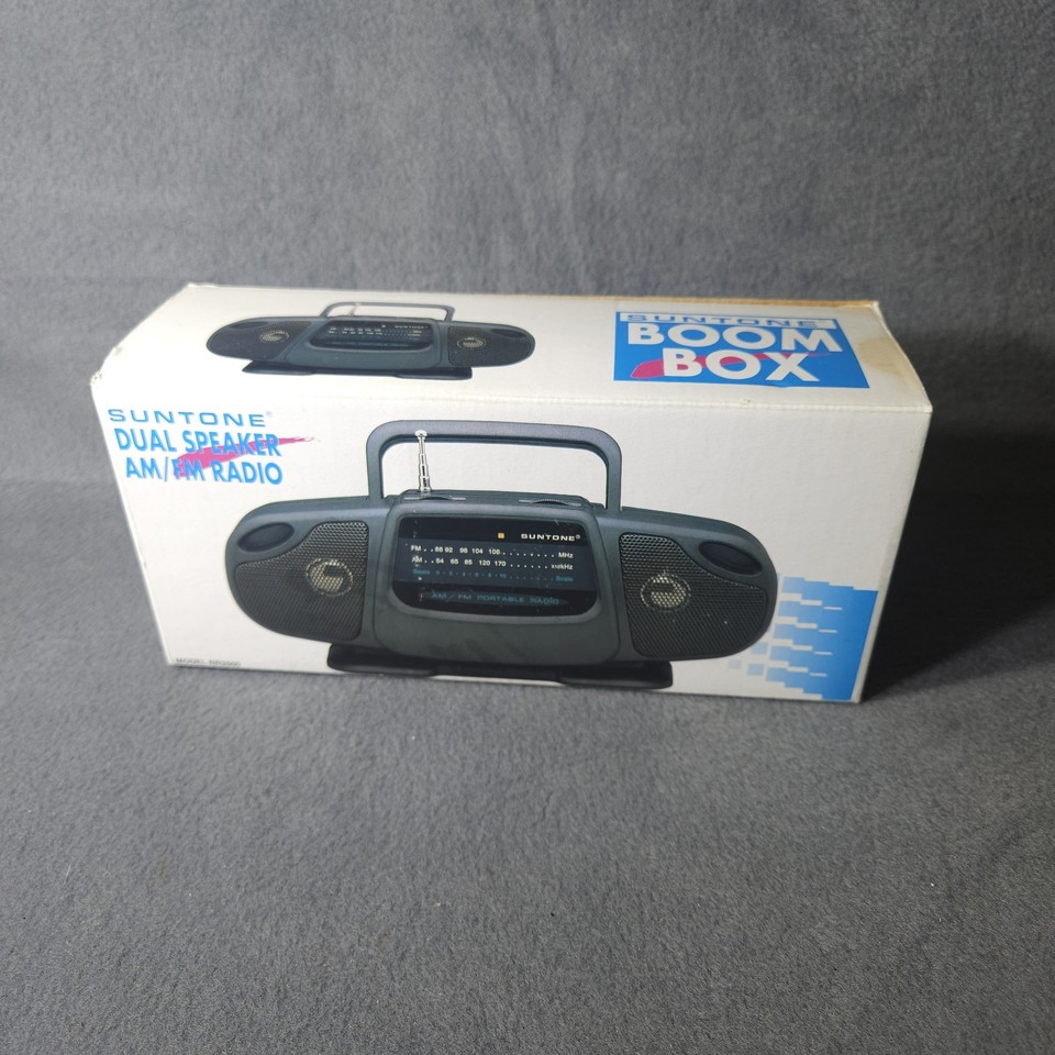 VINTAGE SUNTONE RR2000 Mini 8" Boom Box Portable AM/FM Radio IN BOX ...