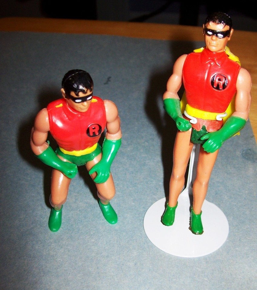 1975 Mego Pocket Super Heroes - Both Robin Variations, Bent Knee ...