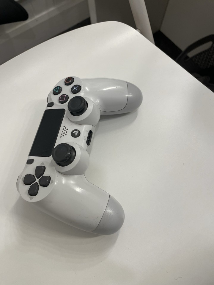 Sony PlayStation 4 DualShock Wireless Controller White | eBay UK